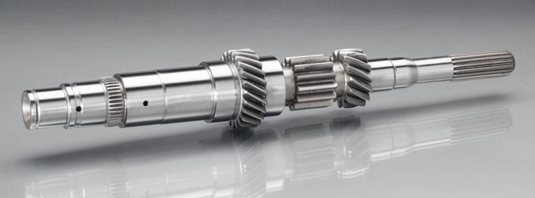 Ejes de transmisión: tipos, materiales, diseño y fabricación